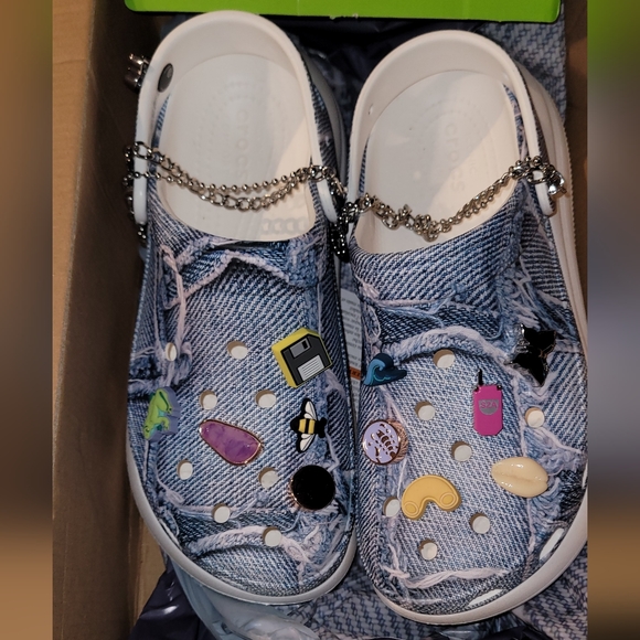 CROCS | Shoes | Sza X Crocs Unisex W8m6 | Poshmark